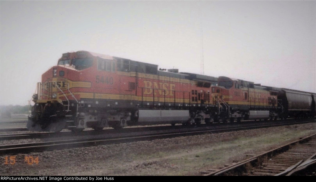 BNSF 5440 West